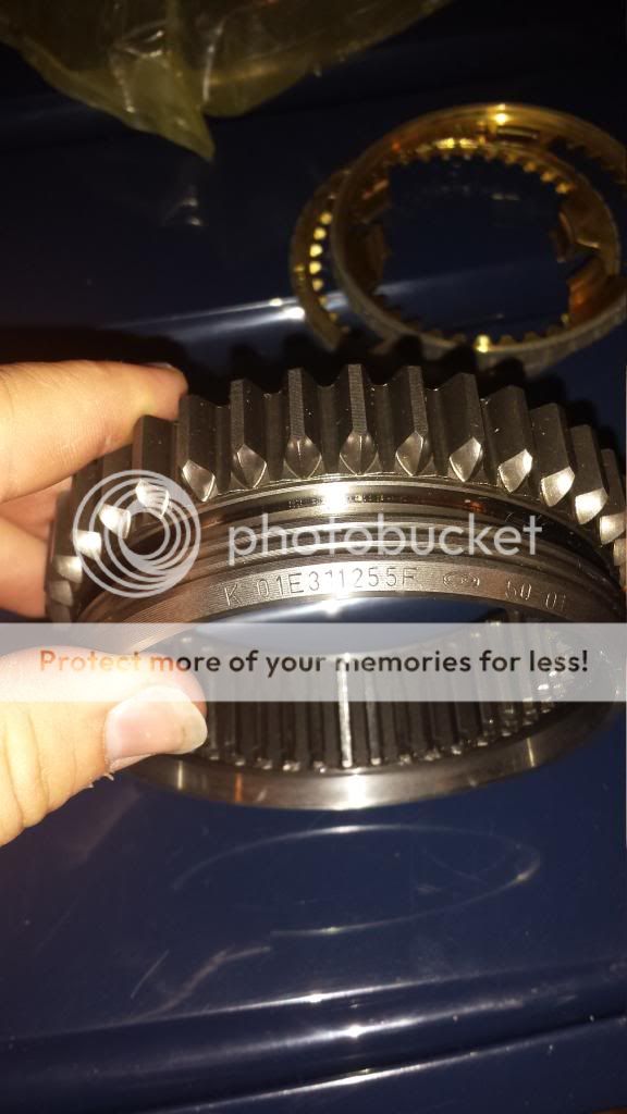 01E 1-2 shift collar question. Does anyone have one laying?